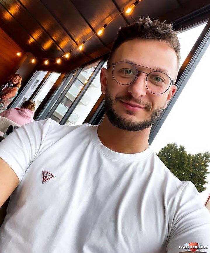 Handsome Polish man: user: michaelmuska, 30 years old