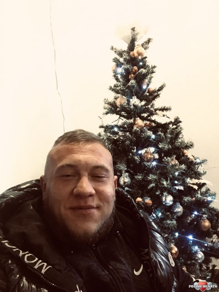 Handsome Polish man: user: MarcinekKarabinek, 36 years old