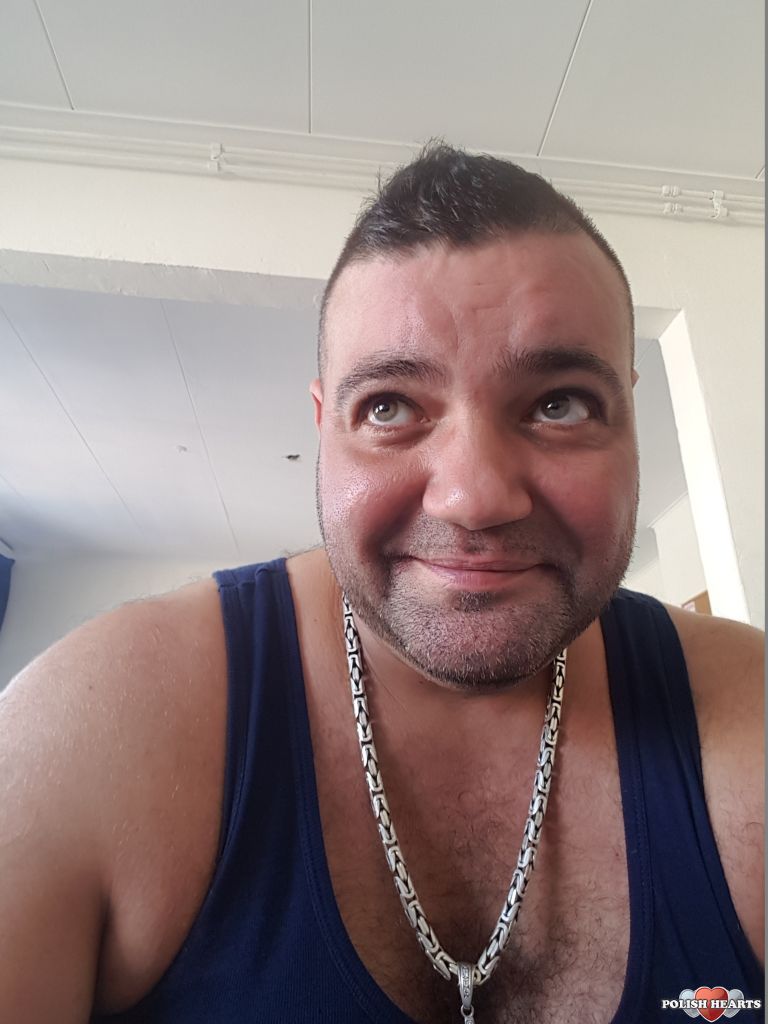 Handsome Polish man: user: Powerlifter, 46 years old